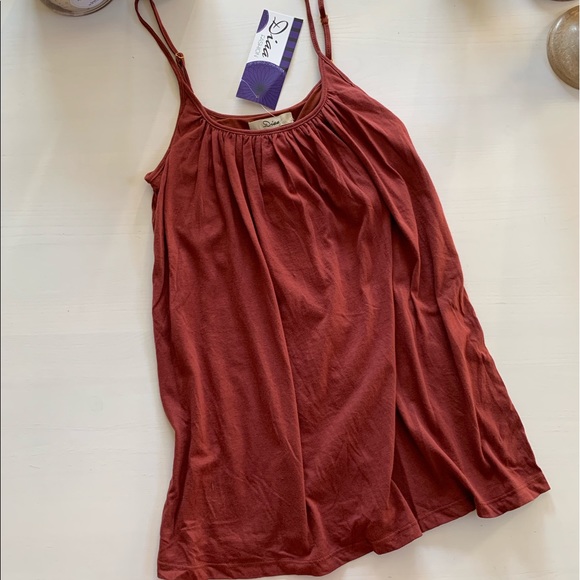 DIAA | Tops | Nwt Nutmeg Color Tank With Builtinbra | Poshmark